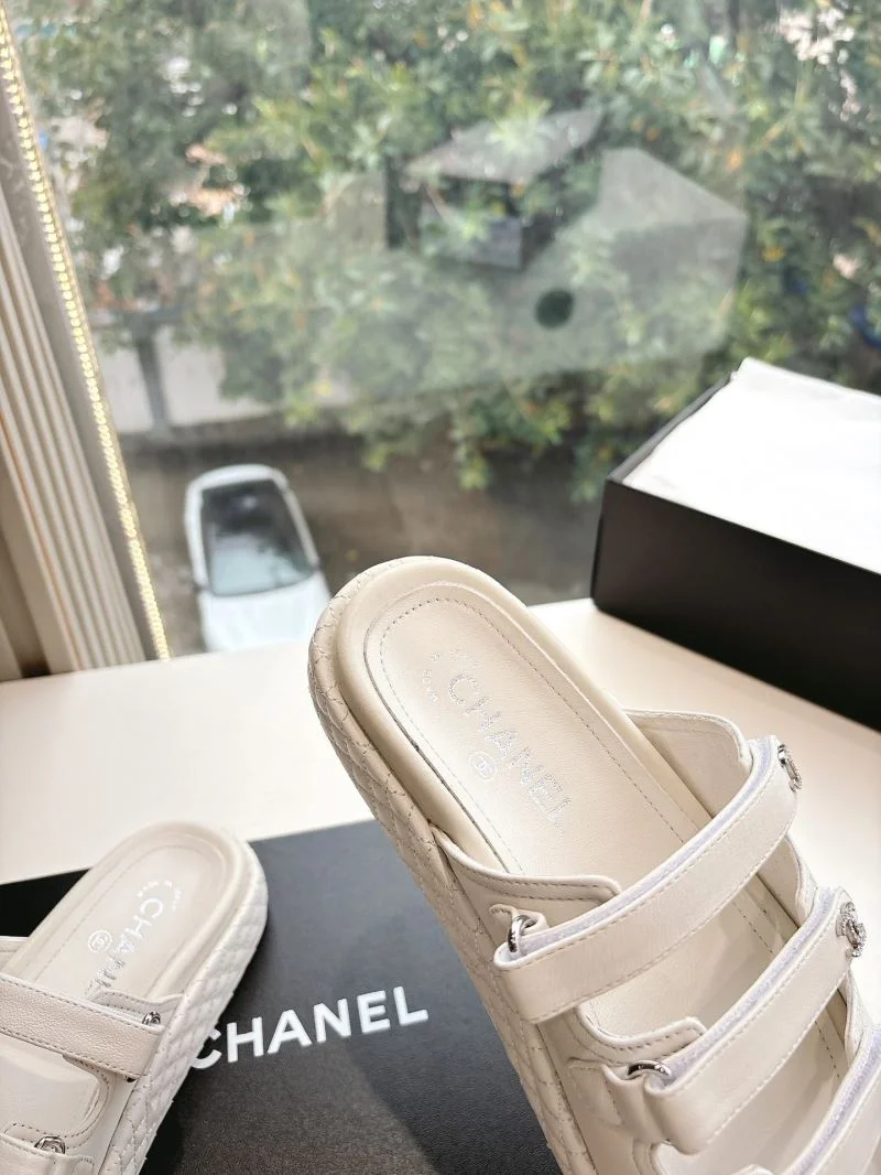 1:1 copy Chanel Slippers