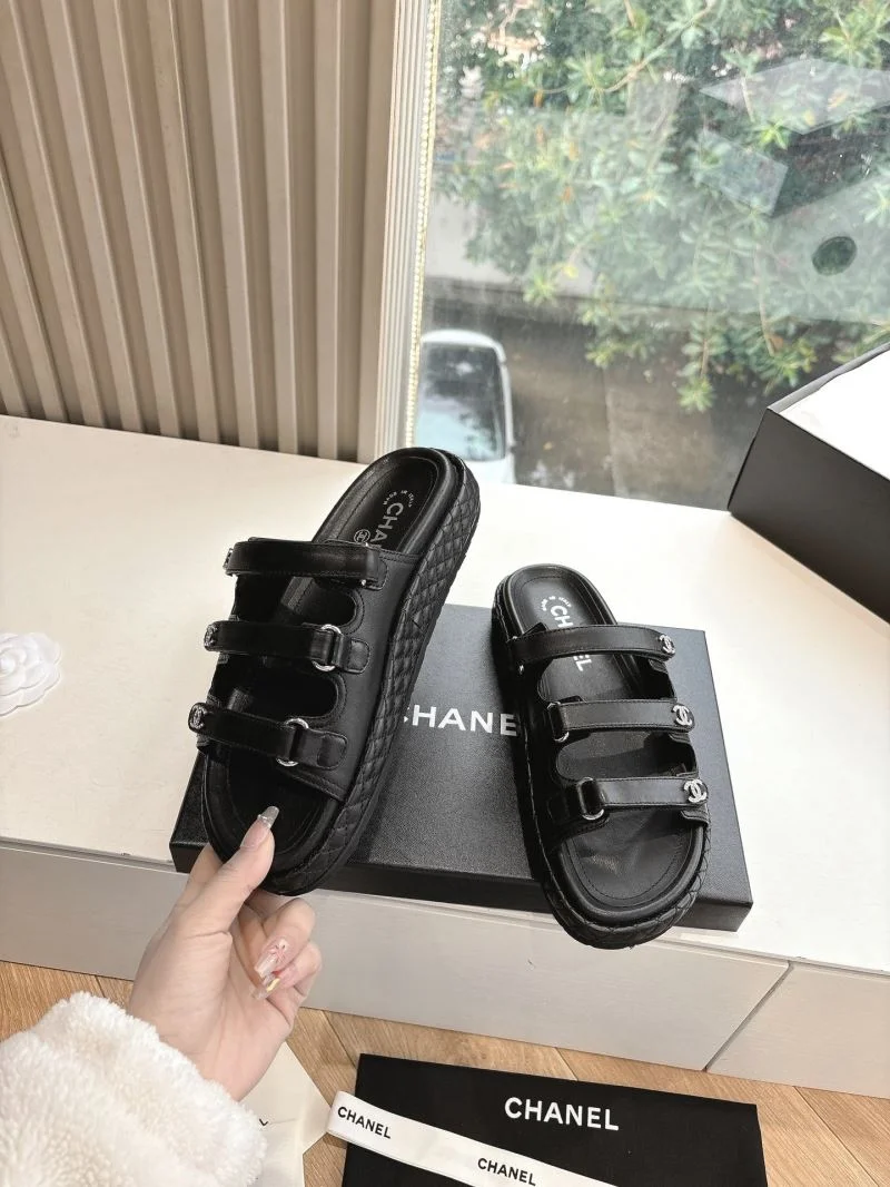 Brand-authenticated Chanel Slippers