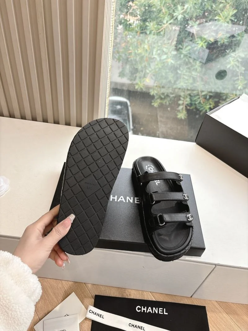 Brand-authenticated Chanel Slippers