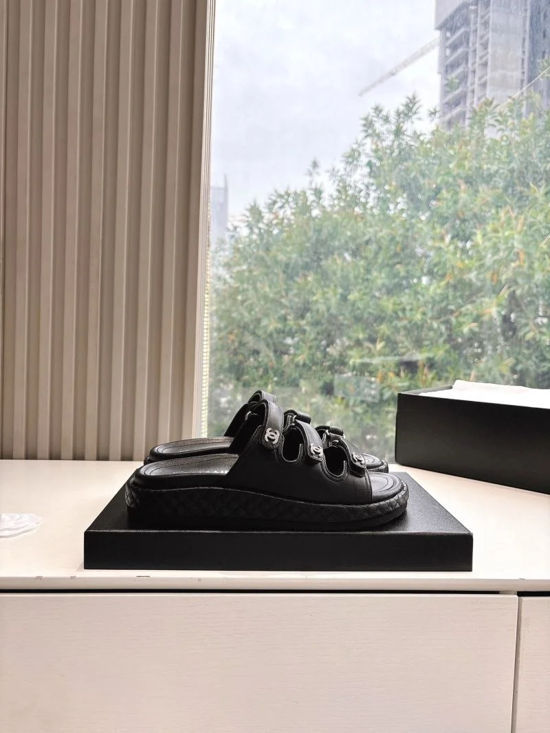 Brand-authenticated Chanel Slippers