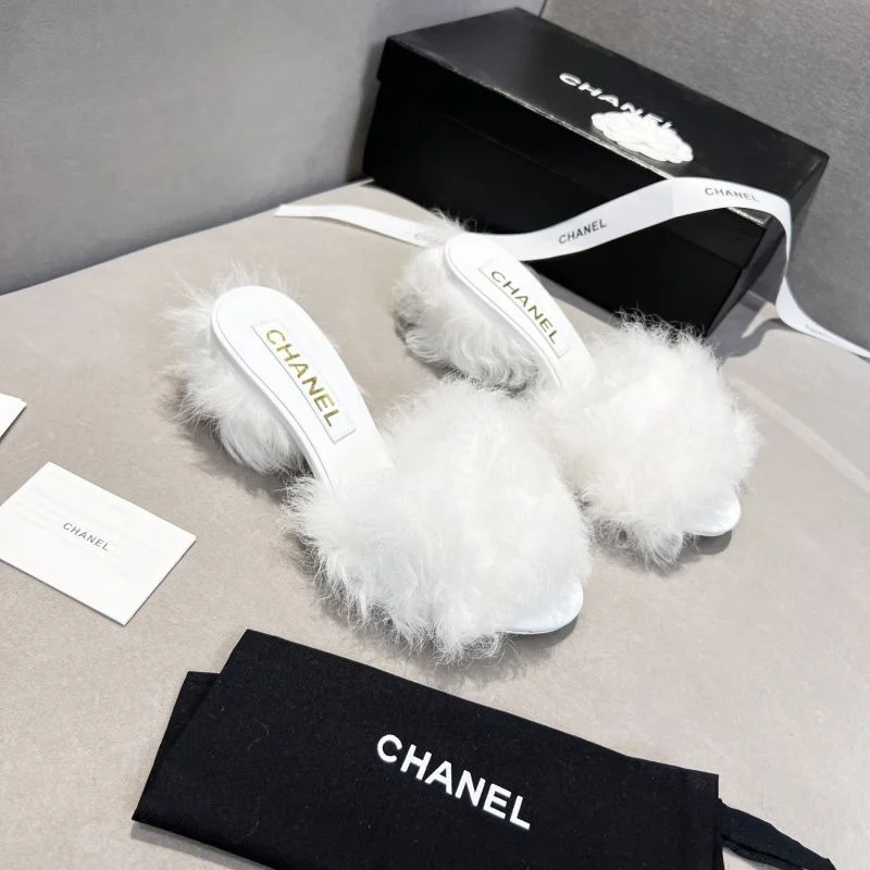 1:1 copy Chanel Slippers