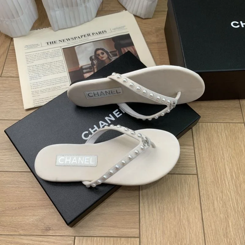 Low-cost Chanel Slippers