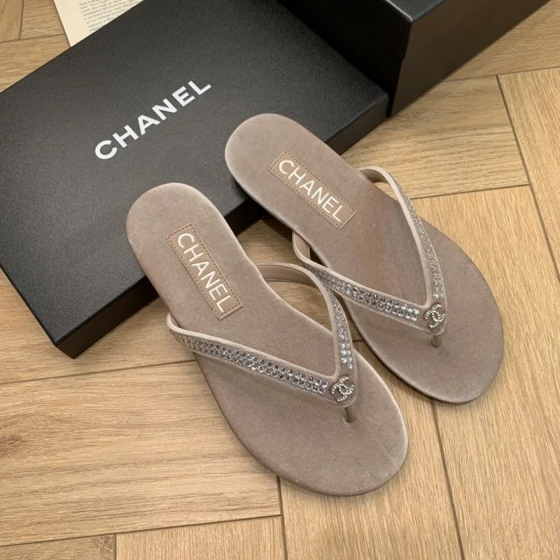 Top match Chanel Slippers