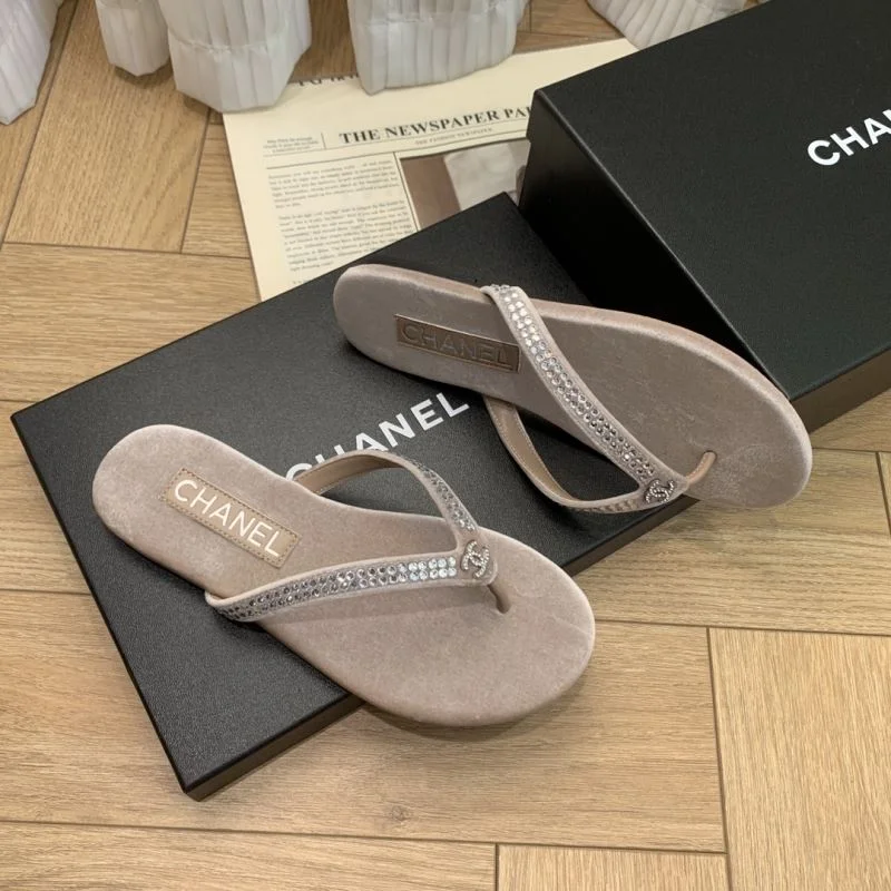 Top match Chanel Slippers