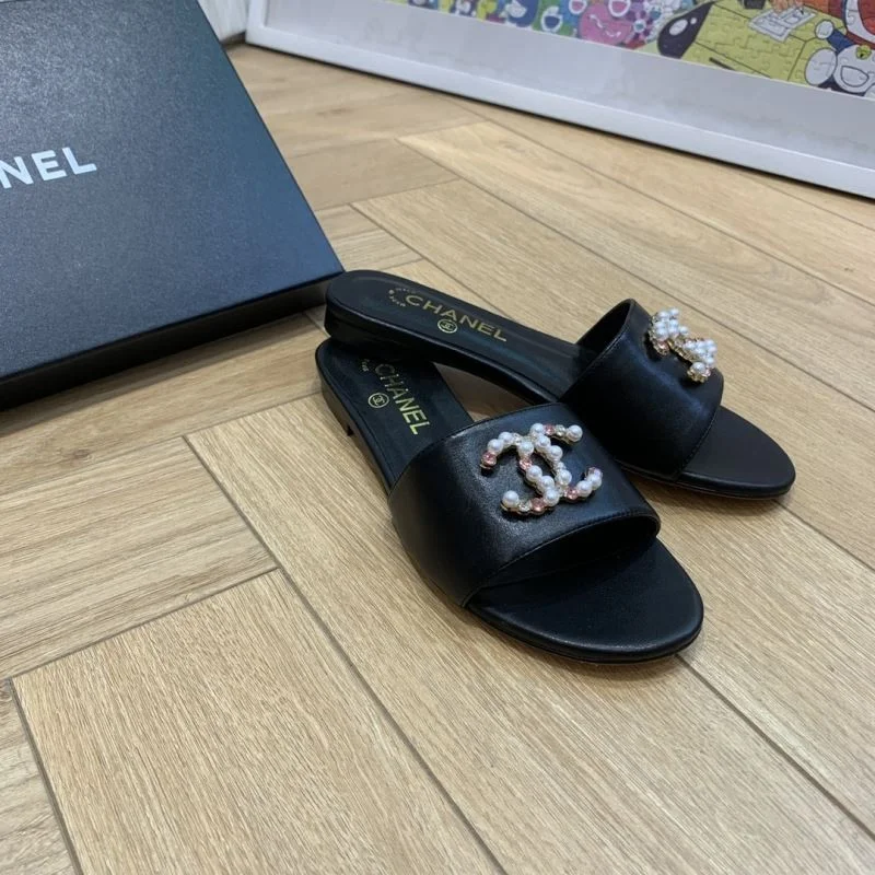 Accurate model Chanel Slippers