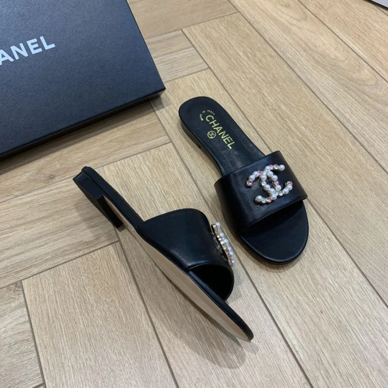 Accurate model Chanel Slippers