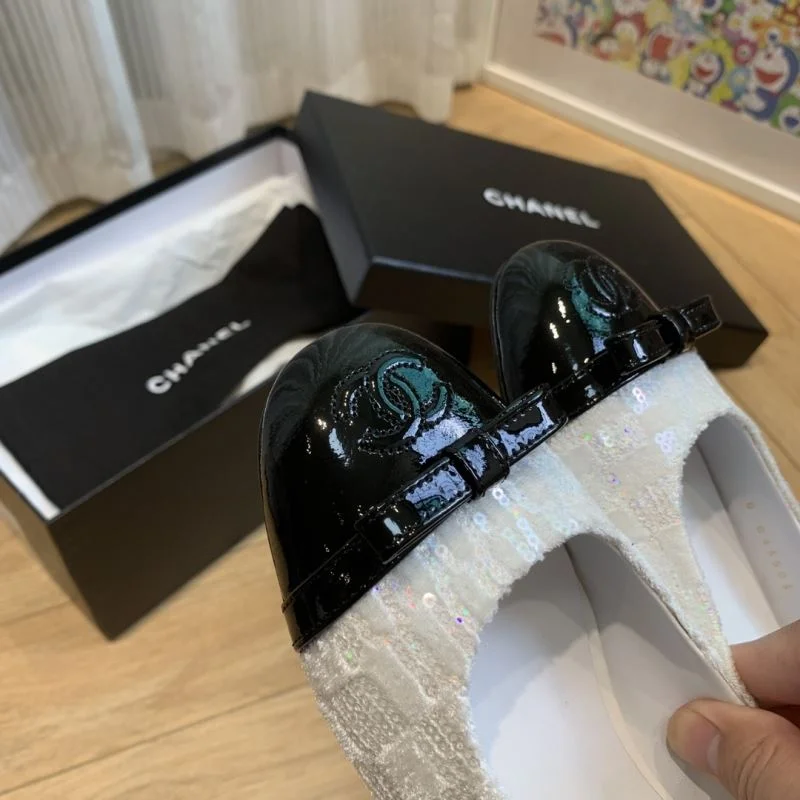 Low-cost Chanel Slippers