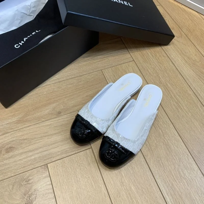 Low-cost Chanel Slippers