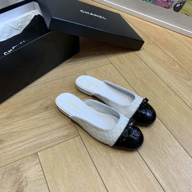 Low-cost Chanel Slippers