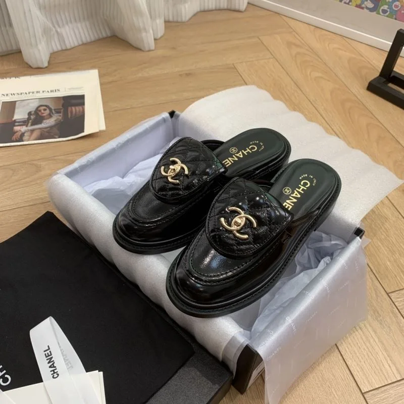 Top match Chanel Slippers
