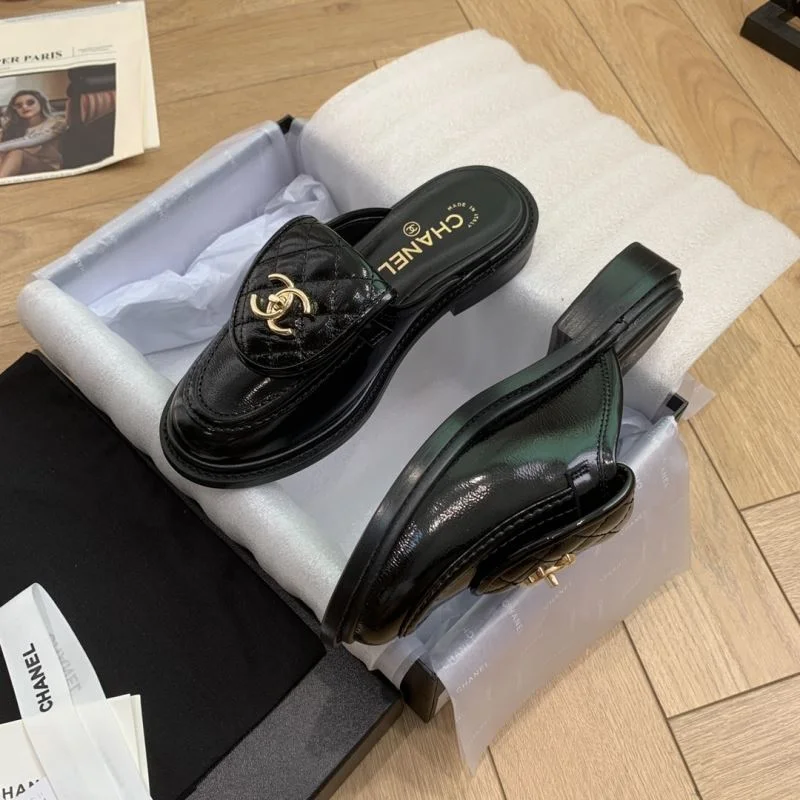 Top match Chanel Slippers