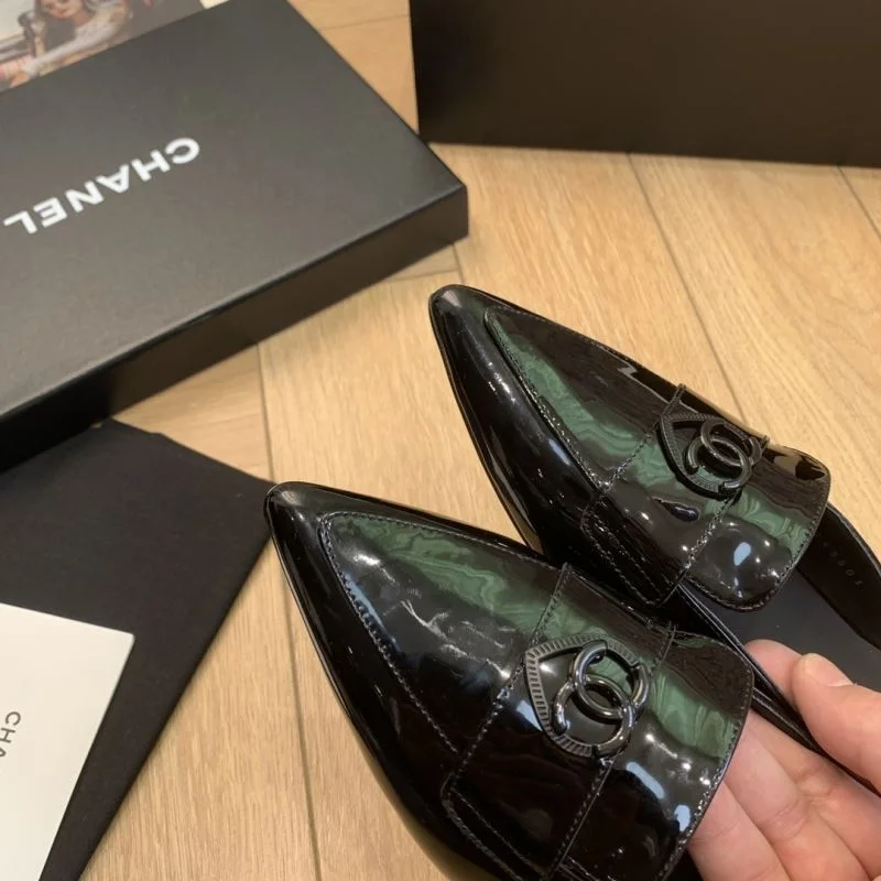 Brand-authenticated Chanel Slippers