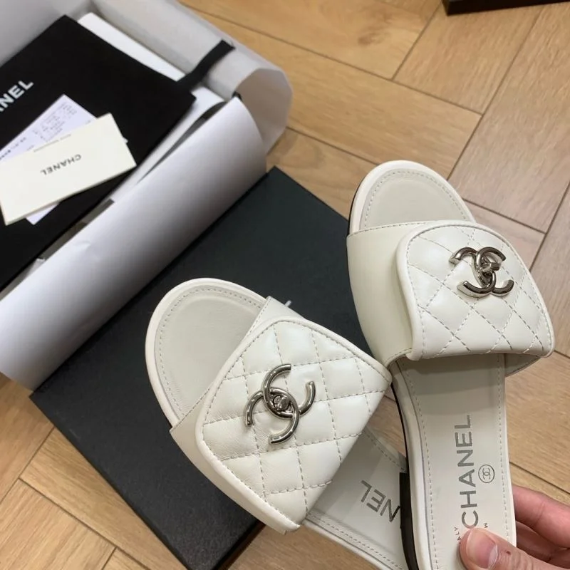 Exact replica Chanel Slippers