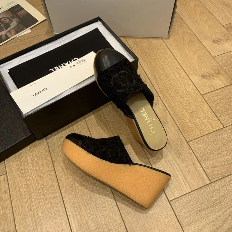 1:1 copy Chanel Slippers