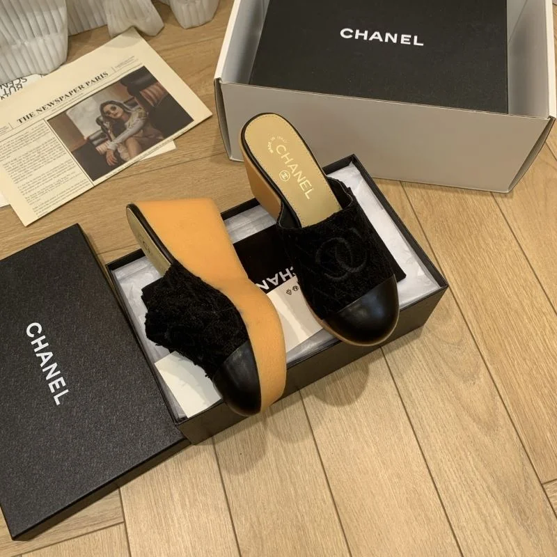 1:1 copy Chanel Slippers