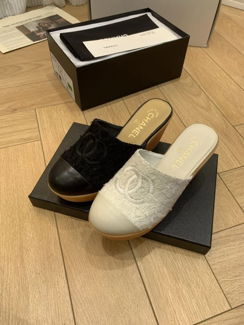 1:1 copy Chanel Slippers