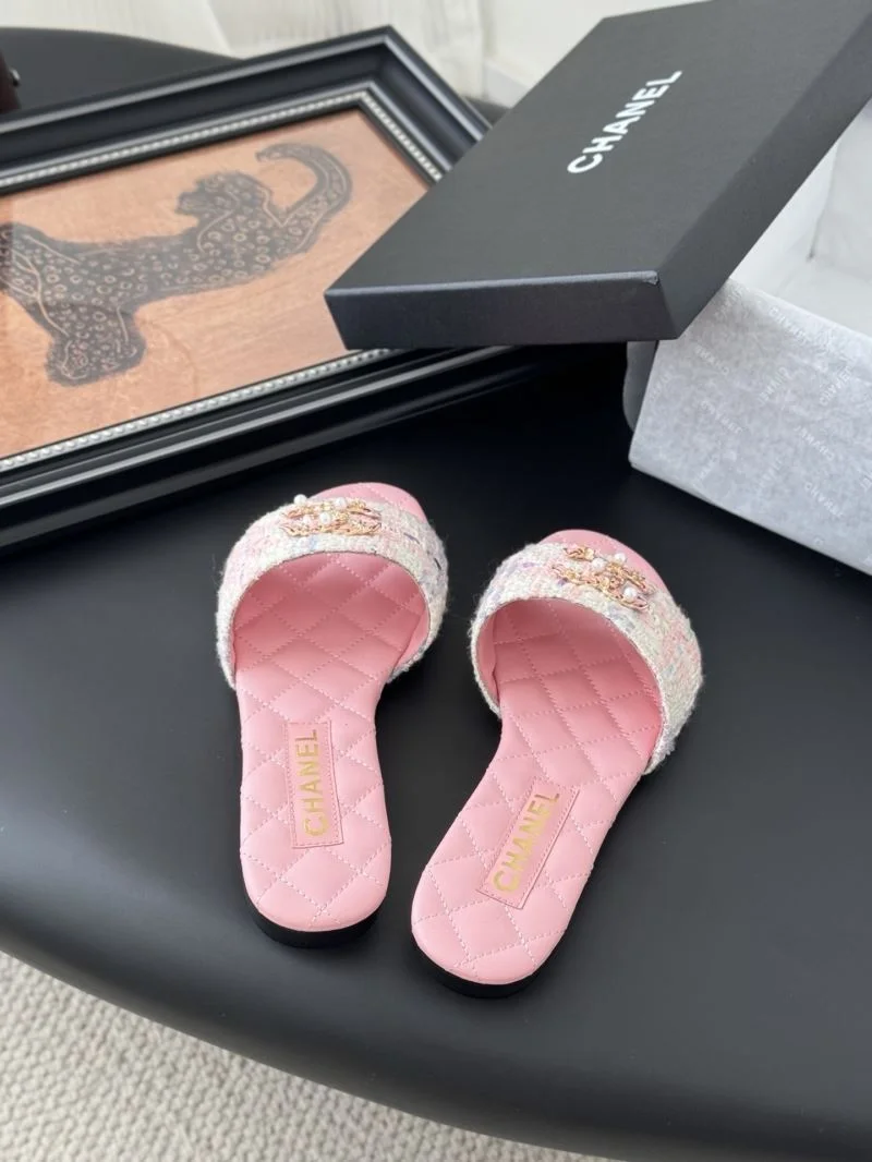 Accurate model Chanel Slippers