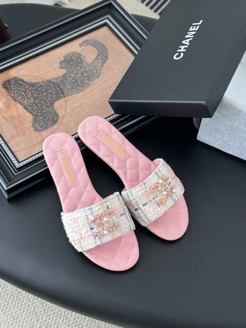 Accurate model Chanel Slippers