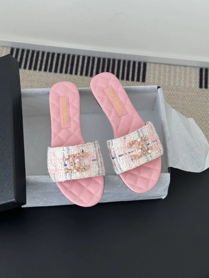 Accurate model Chanel Slippers