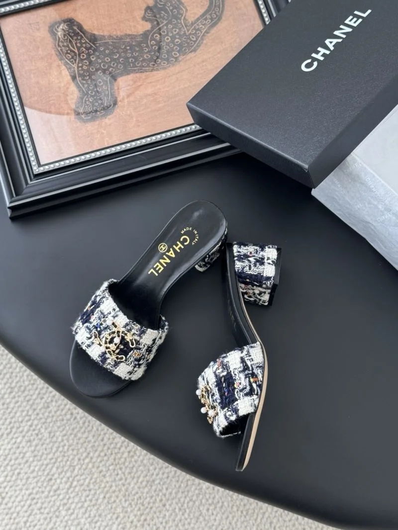 Mirror quality Chanel Slippers