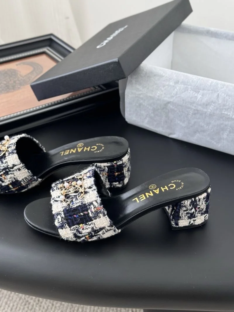 Mirror quality Chanel Slippers