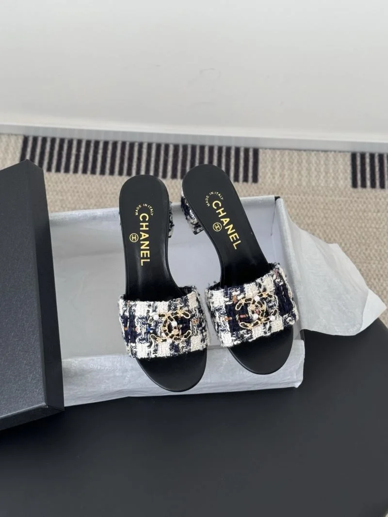 Mirror quality Chanel Slippers