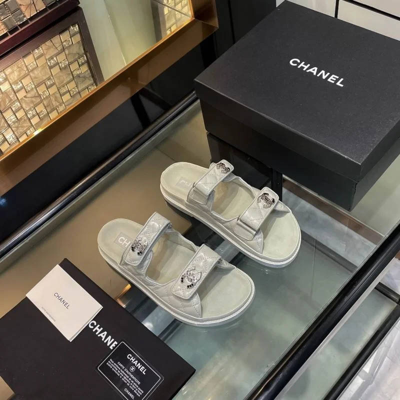 Mirror quality Chanel Slippers