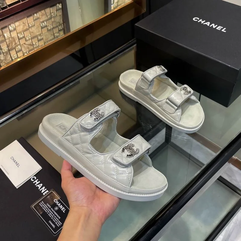Mirror quality Chanel Slippers