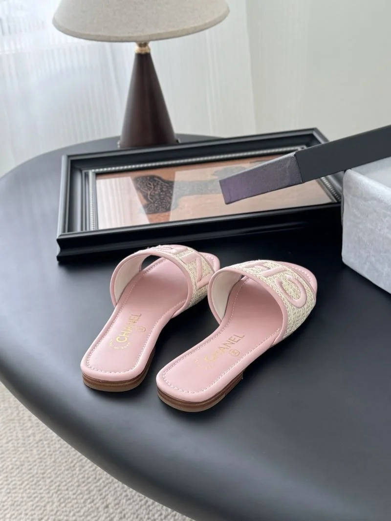 Accurate model Chanel Slippers