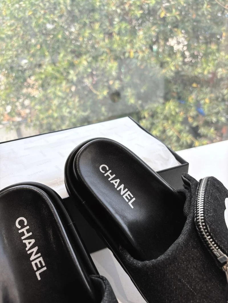 Bargain Chanel Slippers