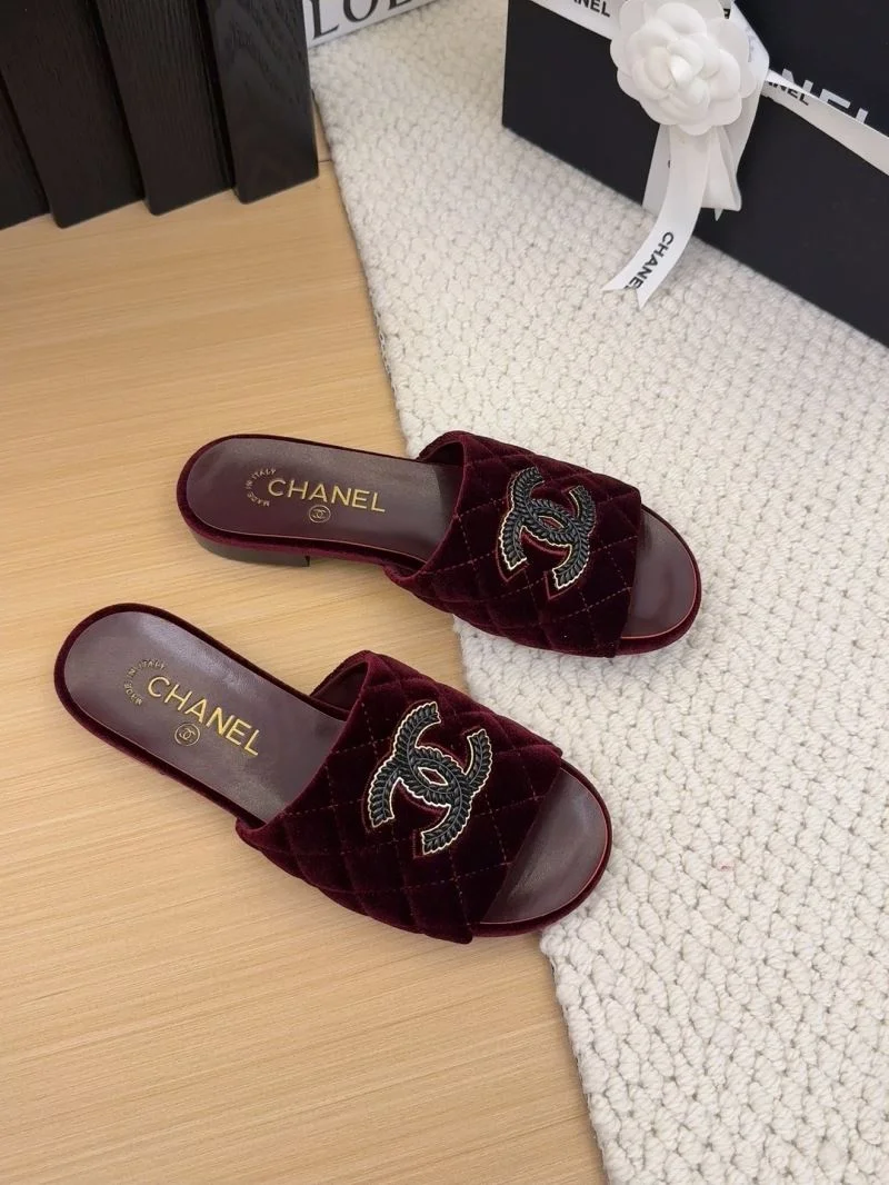 1:1 copy Chanel Slippers