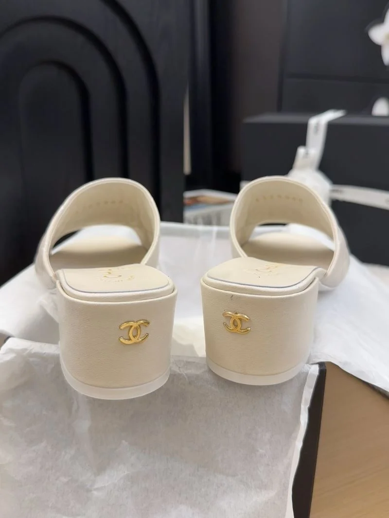 Mirror quality Chanel Slippers
