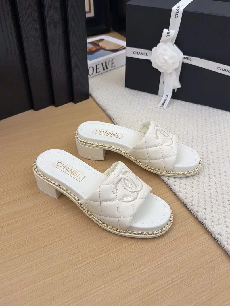 Brand-original Chanel Slippers