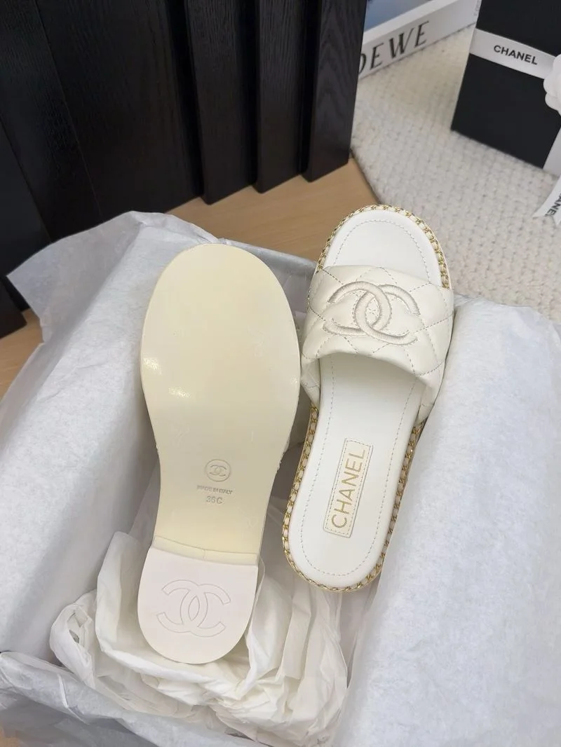Brand-original Chanel Slippers