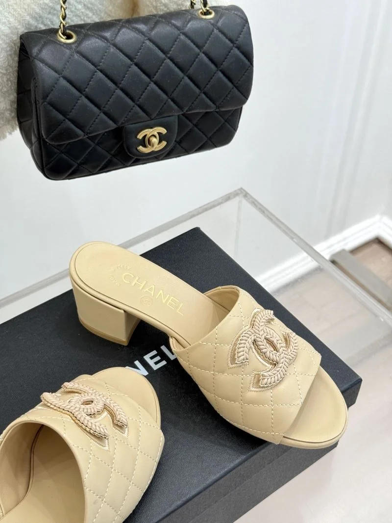 Low-cost Chanel Slippers