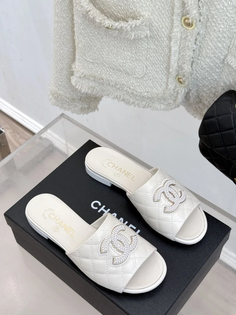 Mirror quality Chanel Slippers