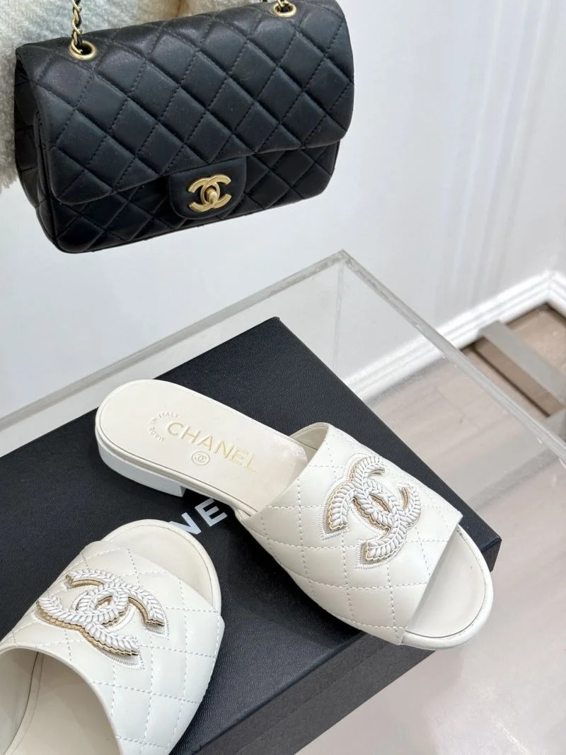 Mirror quality Chanel Slippers