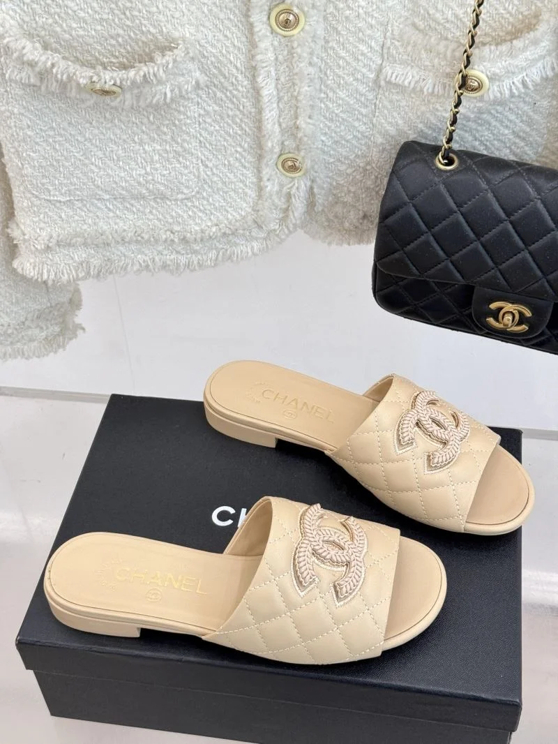 Top match Chanel Slippers