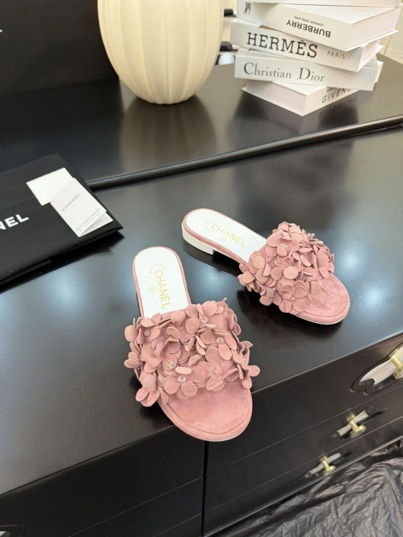 Mirror quality Chanel Slippers