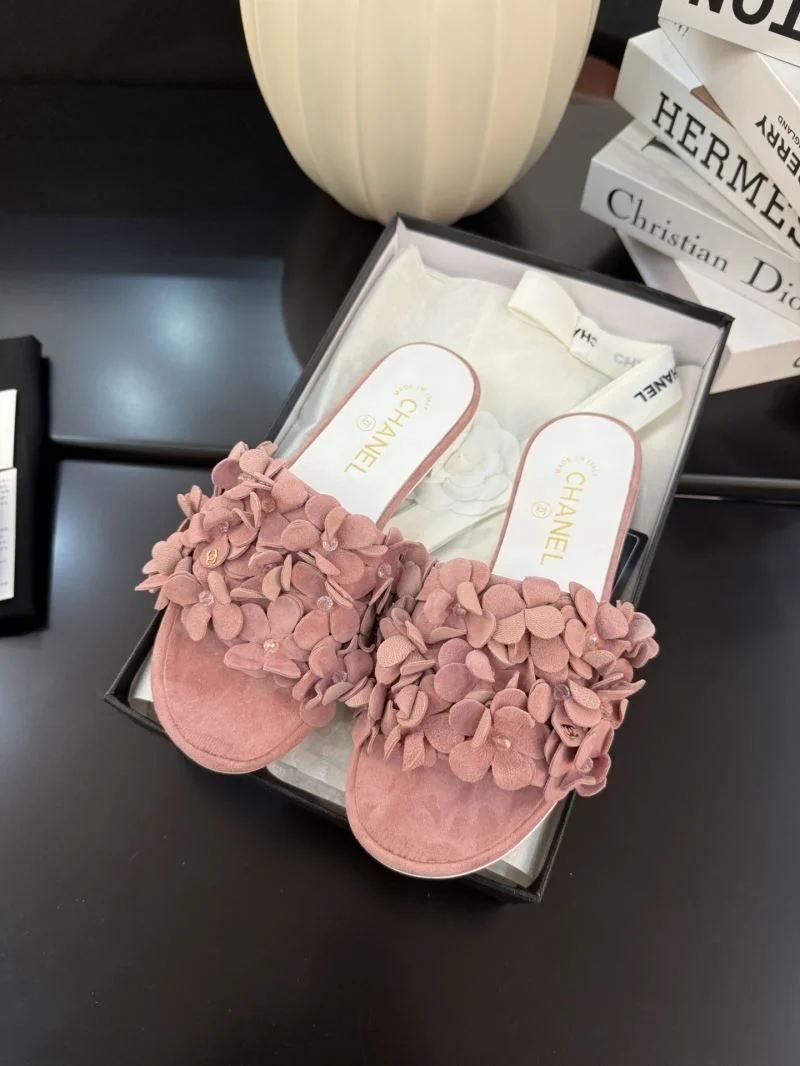 Mirror quality Chanel Slippers