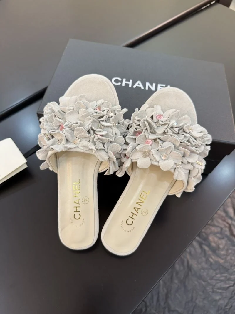 Brand-original Chanel Slippers