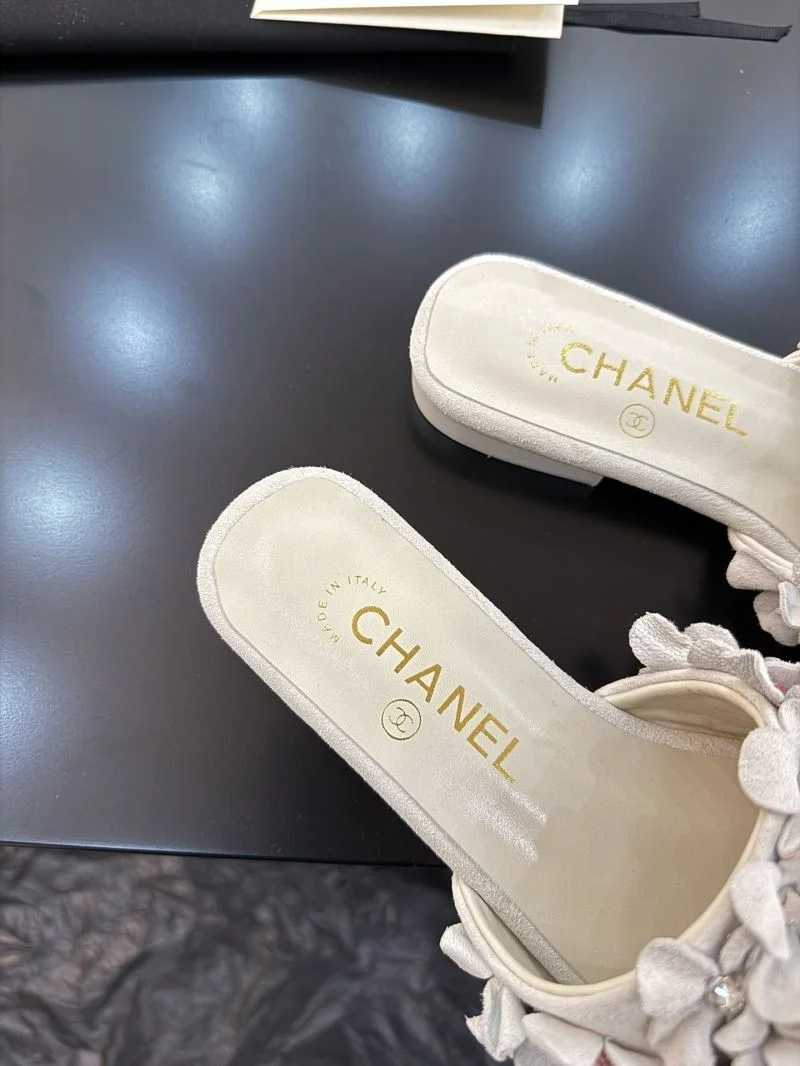 Brand-original Chanel Slippers