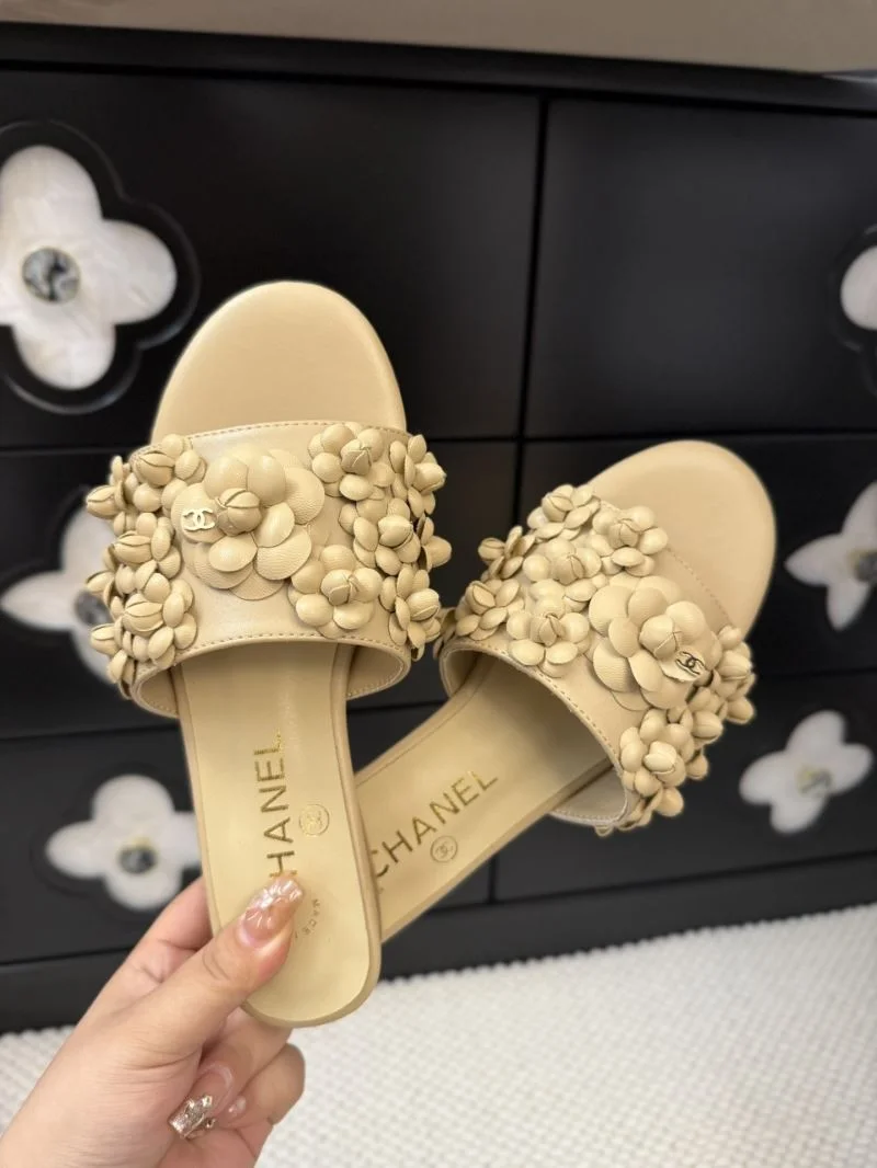 Bargain Chanel Slippers