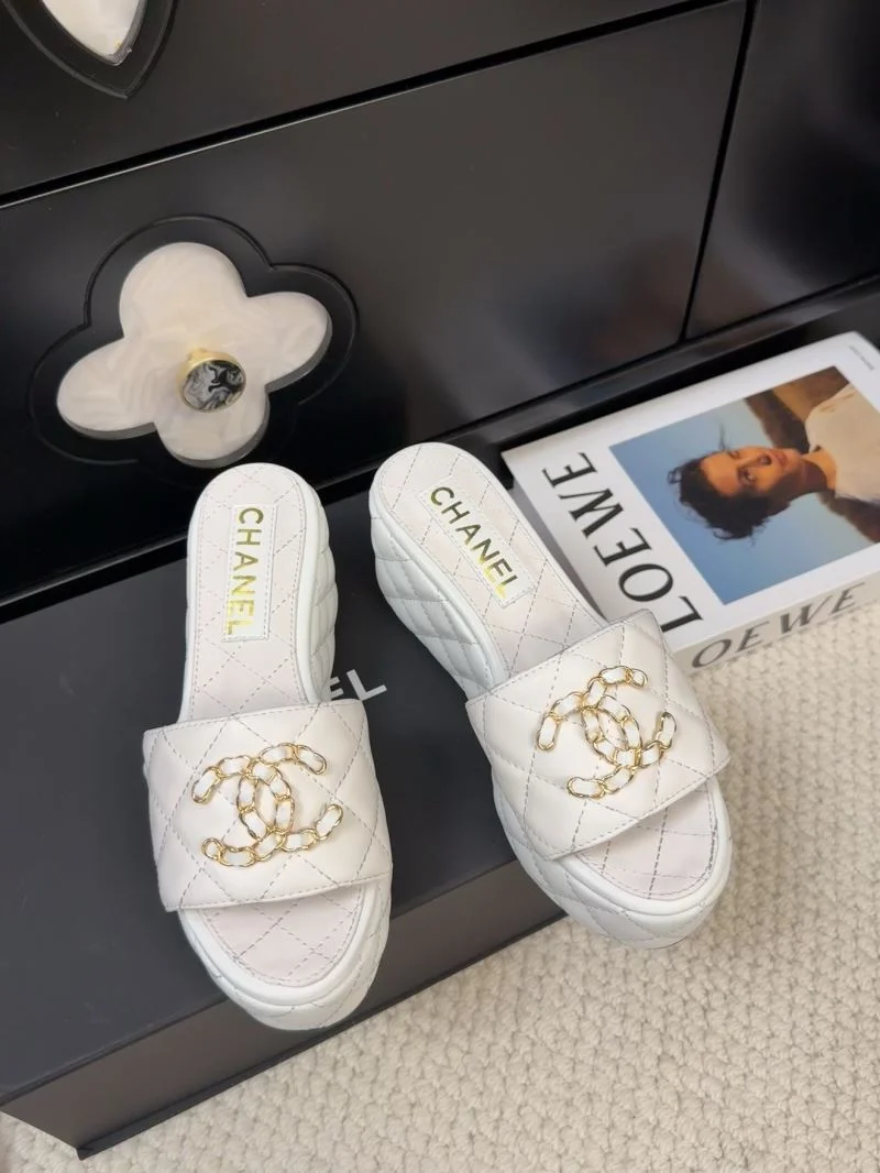 Exact replica Chanel Slippers