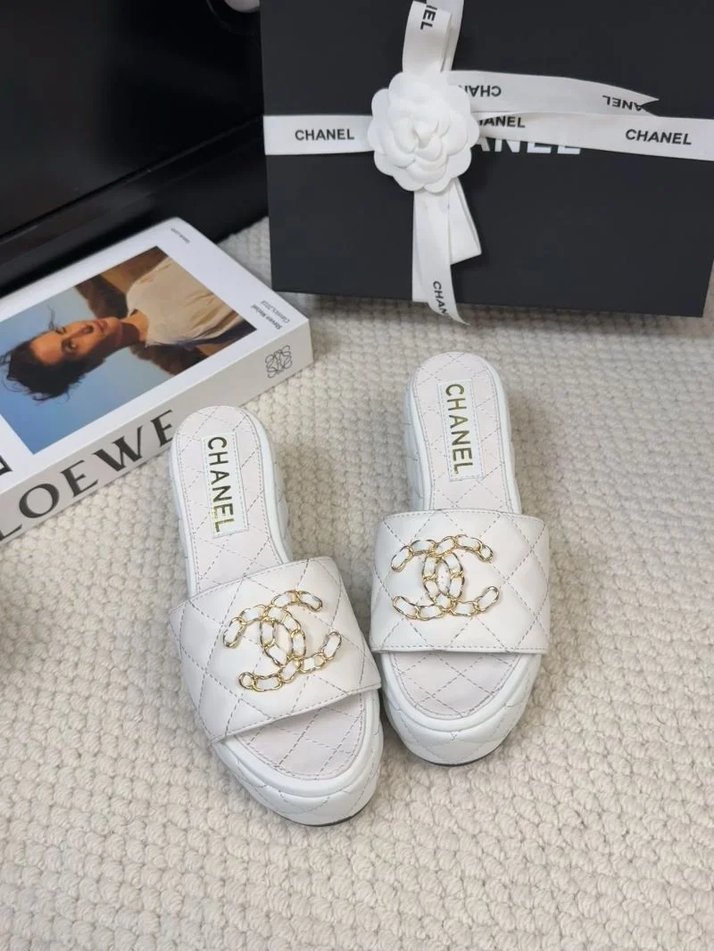 Exact replica Chanel Slippers