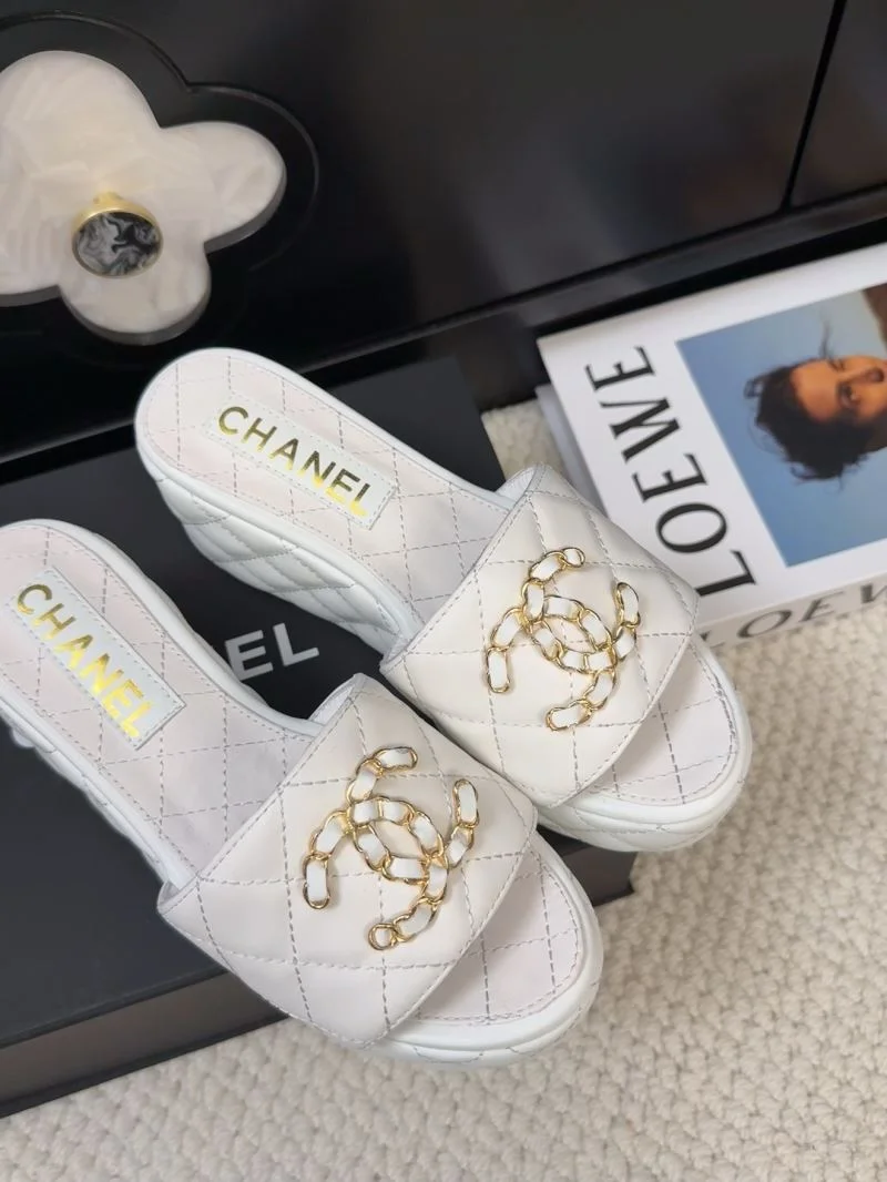 Exact replica Chanel Slippers
