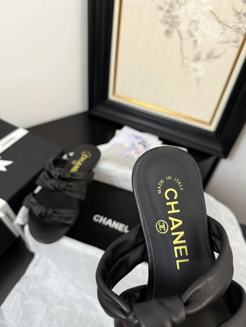 Accurate model Chanel Slippers