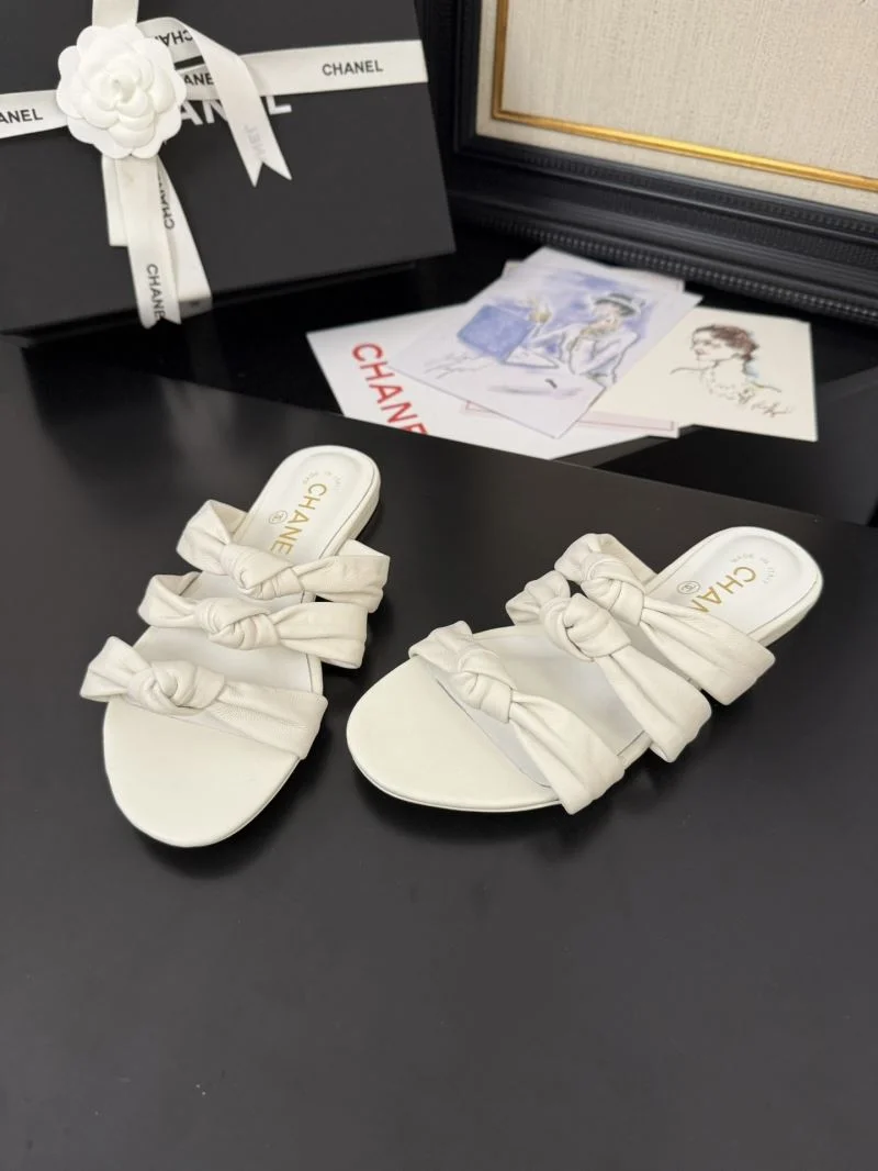 1:1 copy Chanel Slippers
