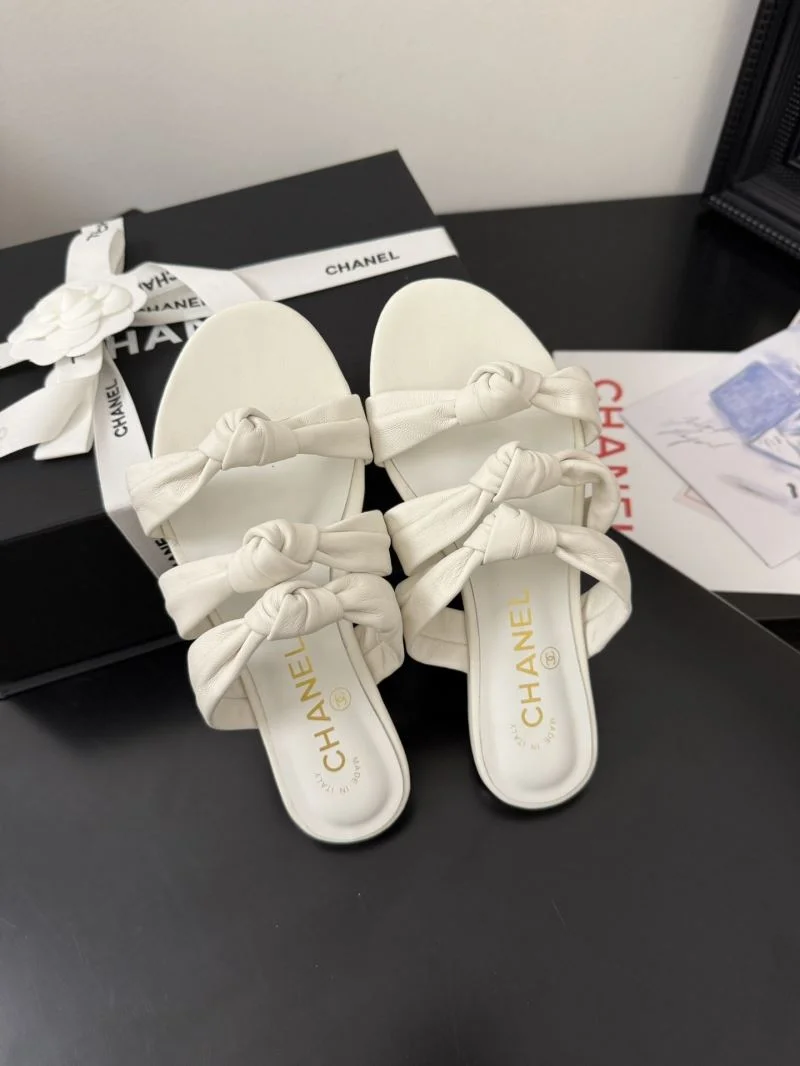 1:1 copy Chanel Slippers