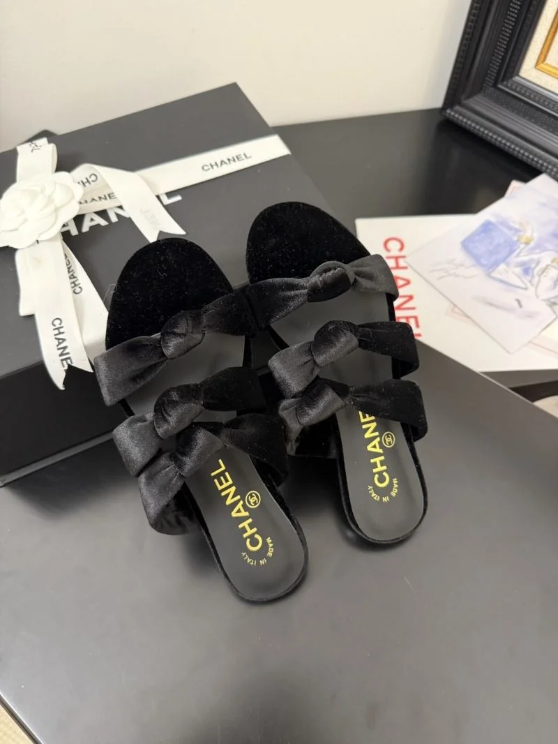 Brand-original Chanel Slippers
